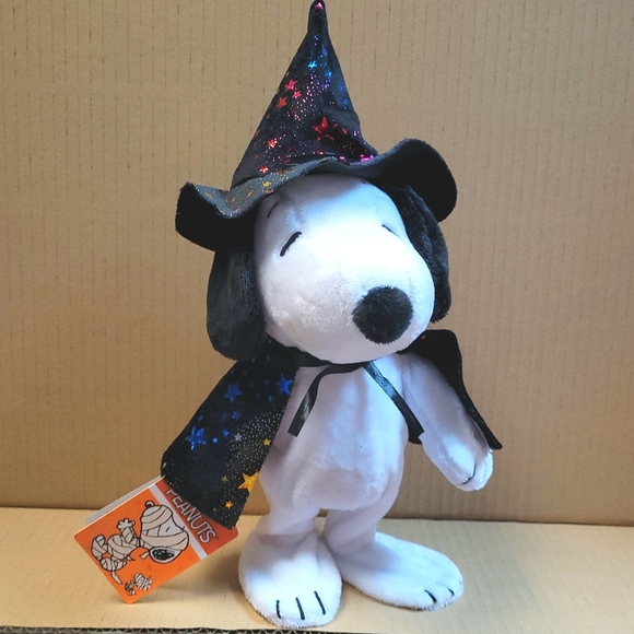 Peanuts | Holiday | Peanuts Animated Snoopy Wizard Musical Halloween ...